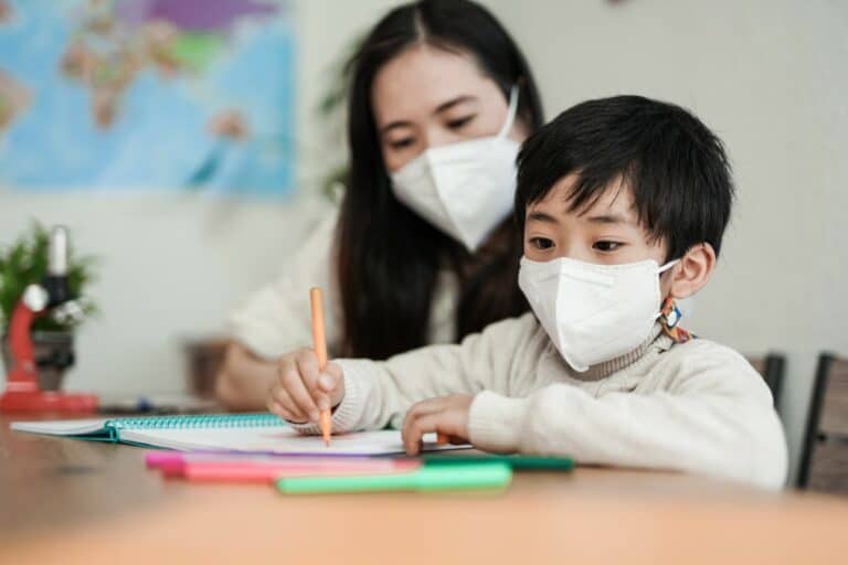 Why Do Japanese (and Other Asian) People Wear Face Masks? - Japan Vault